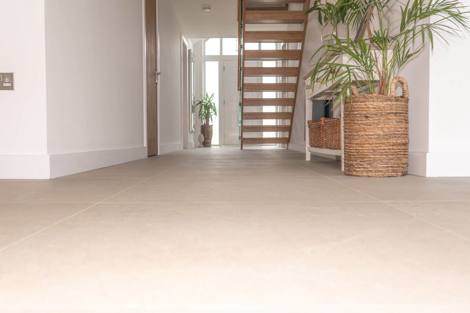 Extra Large Floor Tiles - A Buying Guide